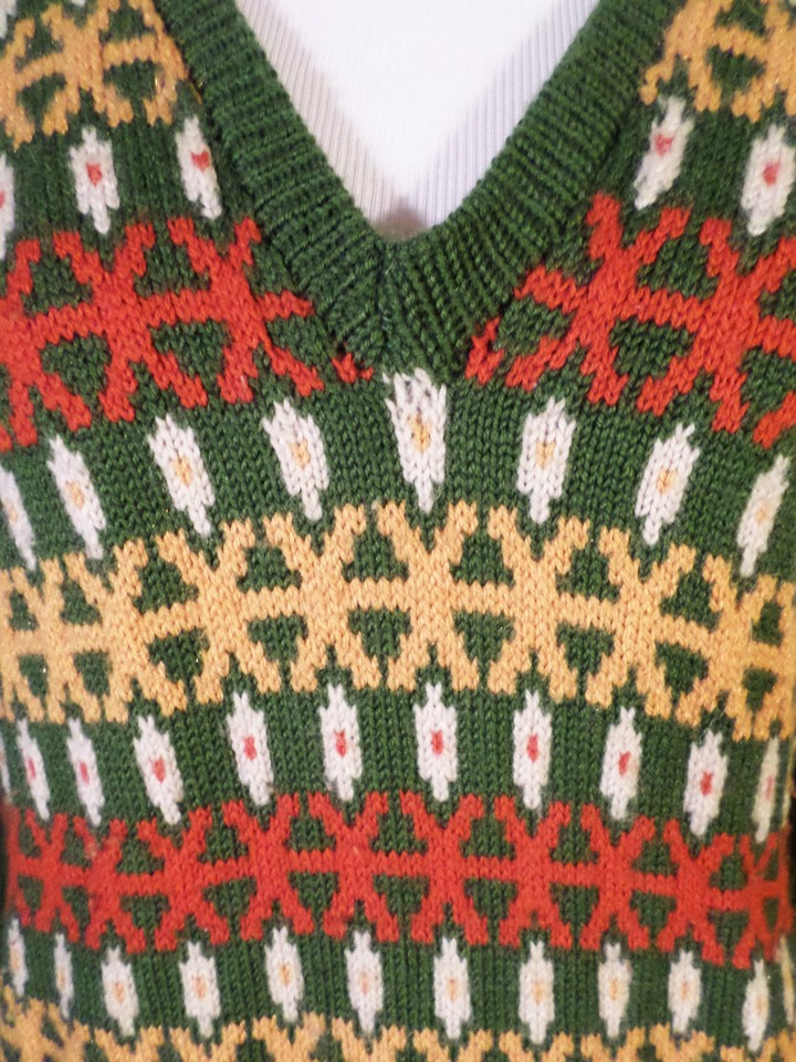 True Vintage Womens Thick Knit Sweater, About Size M, Small Holes in ...