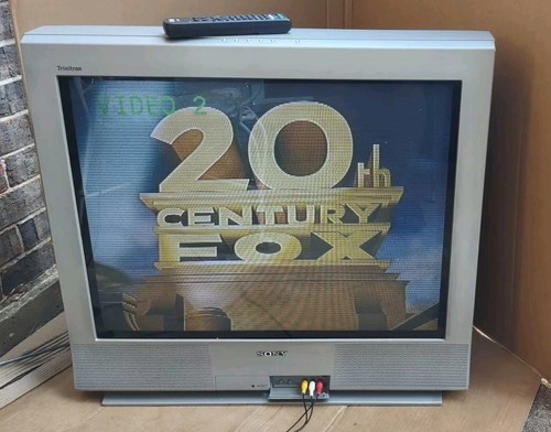 Sony Trinitron KV-32FS12 32" CRT TV RetroGaming Television With Remote ...