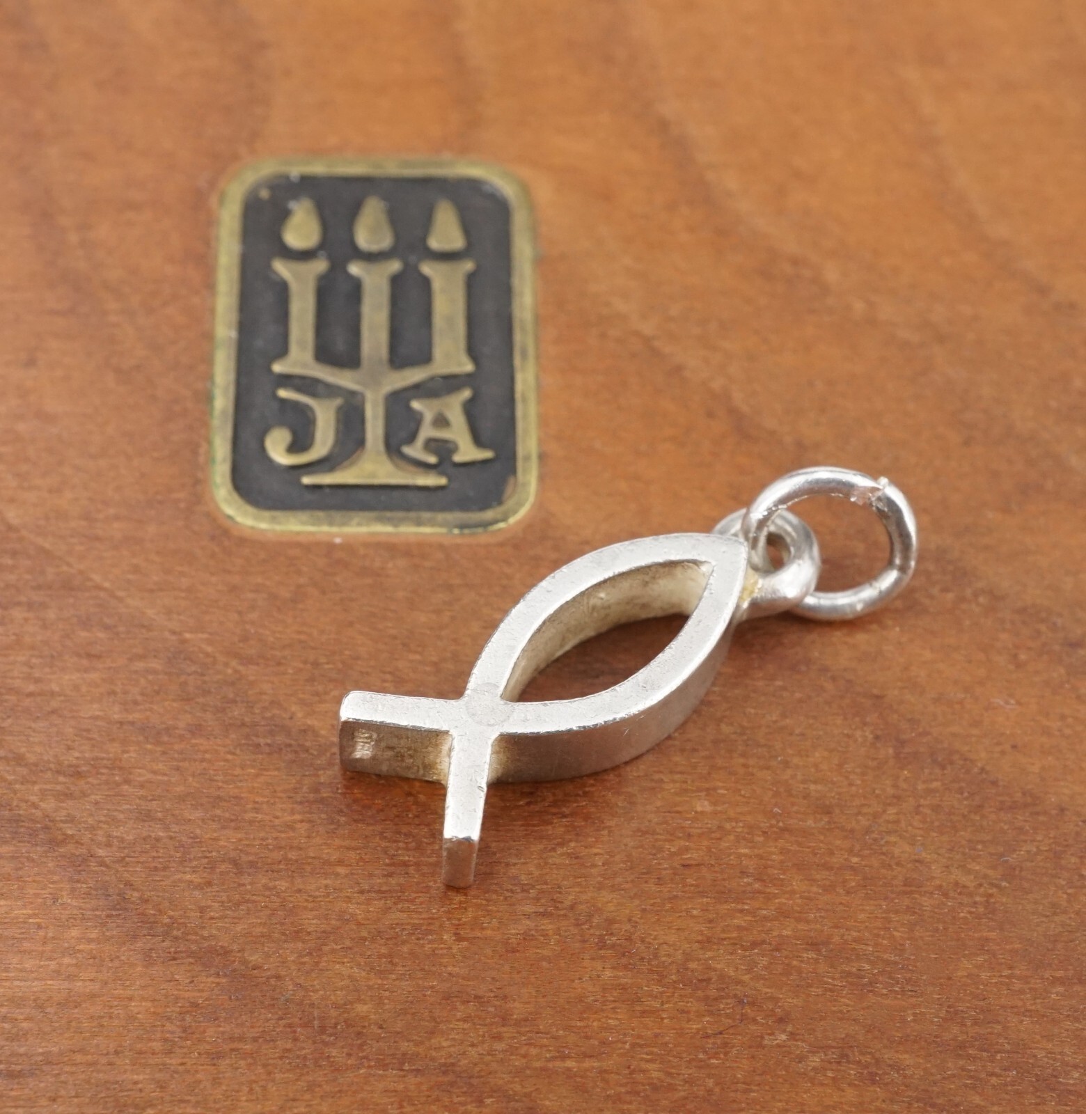 Retired James Avery Sterling Silver Deep Ichthus Fish… - Gem