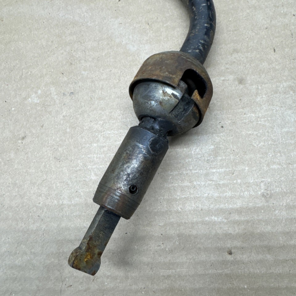 73-87 GM Chevy GMC SM465 Shift Lever C/K 10 20 30 ~ Shifter Retainer ...