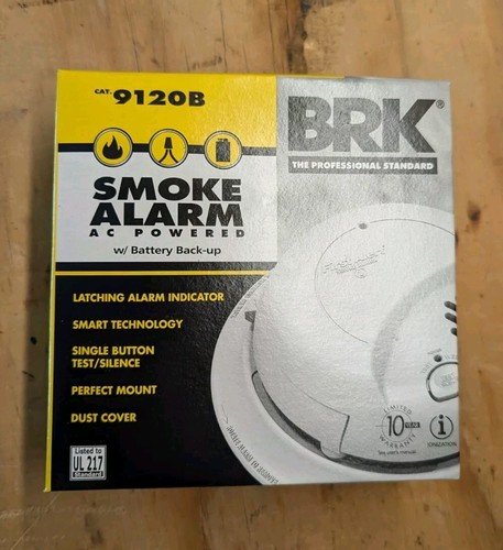 First Alert 9120B Smoke Detector , Alarm, AC Powered With Battery | eBay