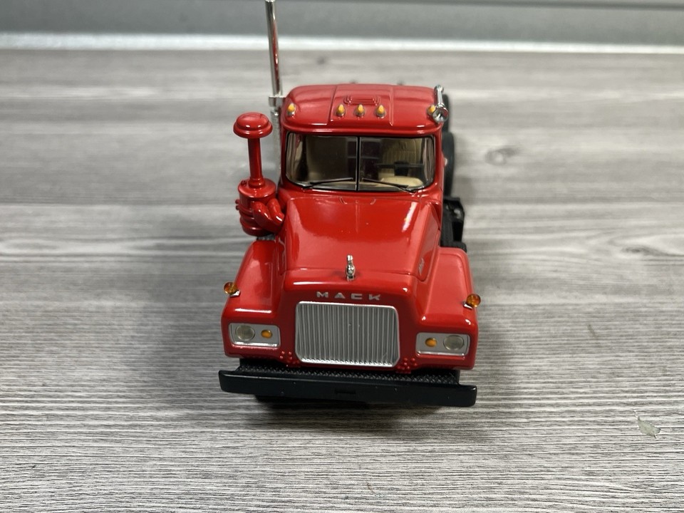 First Gear R-Model Mack With 35’ Trailer St. Johnsbury 19-2219 *Missing ...