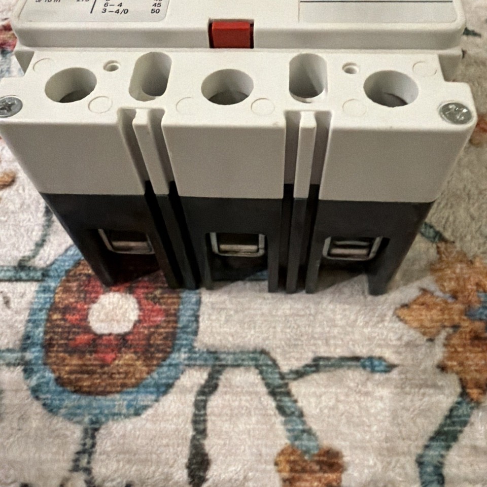 Eaton HFD3100L 100 Amp 3 Pole 600V 65K red label Circuit Breaker | eBay