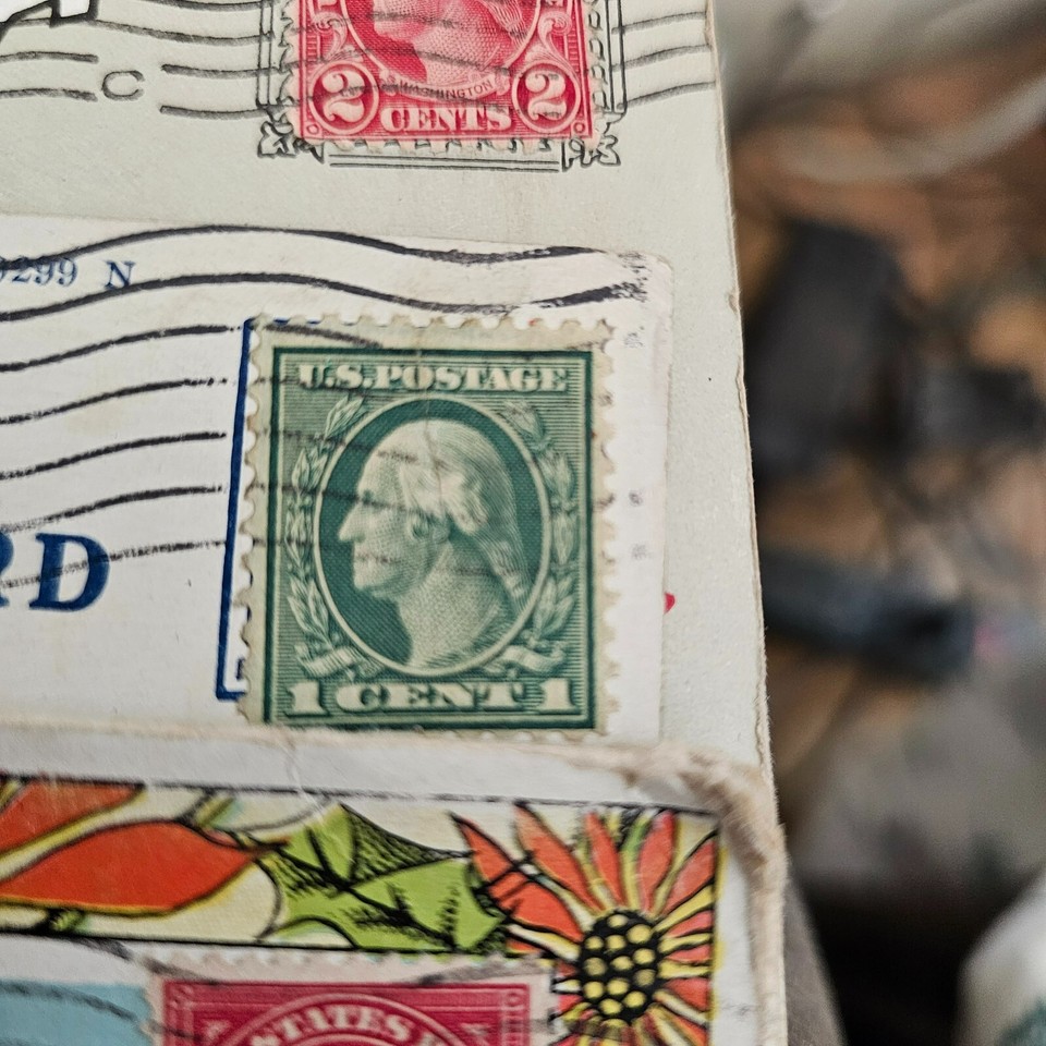 Absolutely Beautiful George Washington 1 cent stamp Very fine condition ...