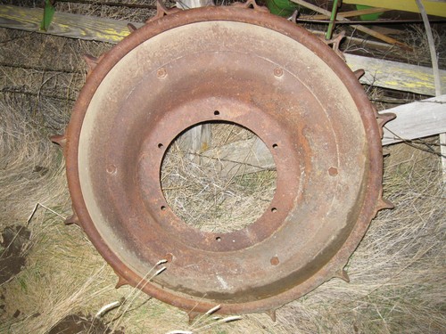 Ford Ferguson 9N 2N Tractor WW II Rear Steel Wheel With Lugs Fordson 8N ...