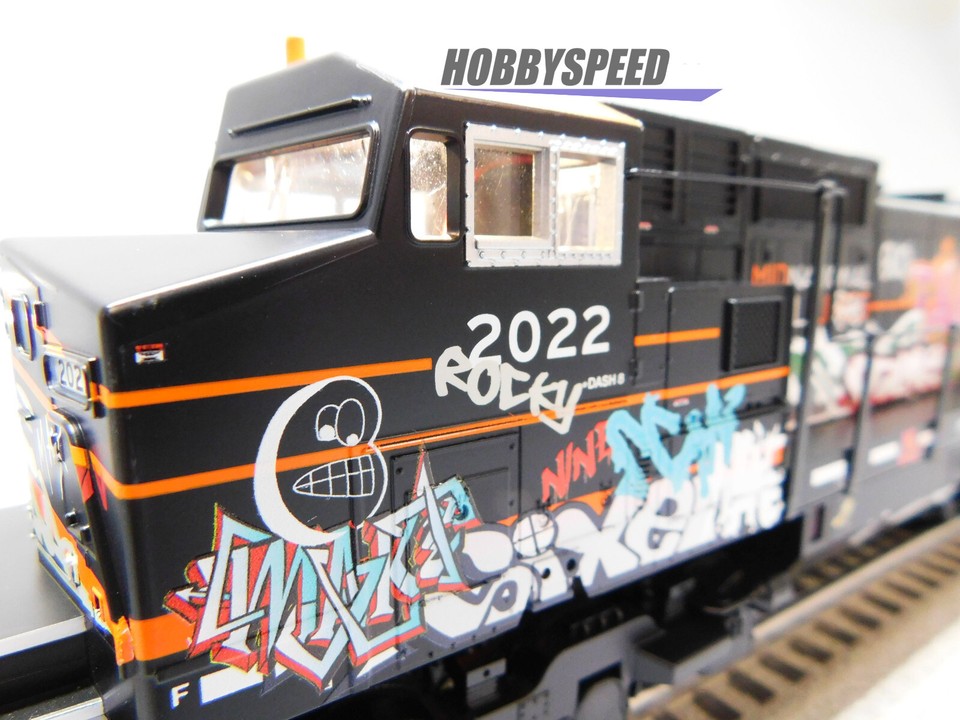 LIONEL GRAFFITI DASH 8 LIONCHIEF 5.0 DIESEL 2022 LOCOMOTIVE ENGINE ...