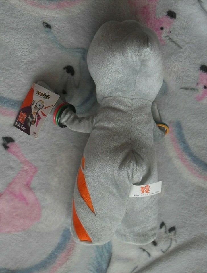 Official London 2012 Olympics Mascot Wenlock Soft Cuddly Toy 22 cm (E ...