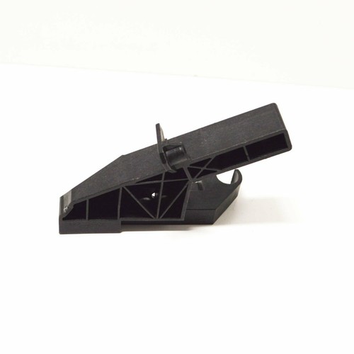 MERCEDES-BENZ C-CLASS W205 FRONT RIGHT AXIS BRACKET A2056203501 | eBay ...