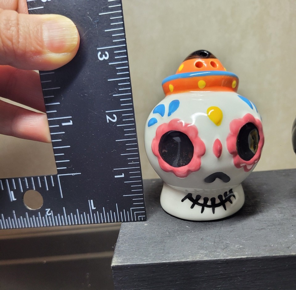 3" Dia de los Muertos Bride & Groom Salt and Pepper shakers Day of the ...