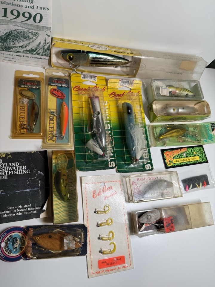 Lot Of Boxed Vintage Fishing Lures, Creek Chub, Strike King, Blue Fox ...