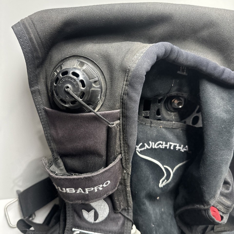 Scubapro KNIGHTHAWK BCD Size Large Scuba Dive Vest Weight Integrated ...