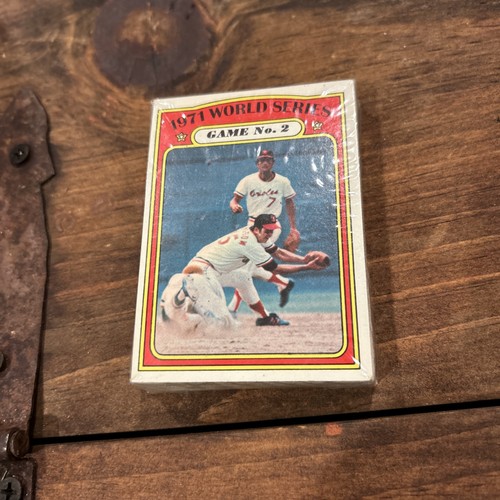 1972 Topps Cello Pack 30 card sealed, given to me from a church member ...