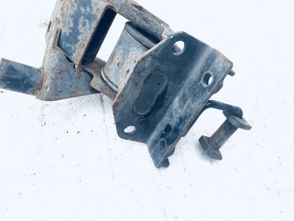 Engine Mounting and Transmission Mount (Engine support) for Maz ...