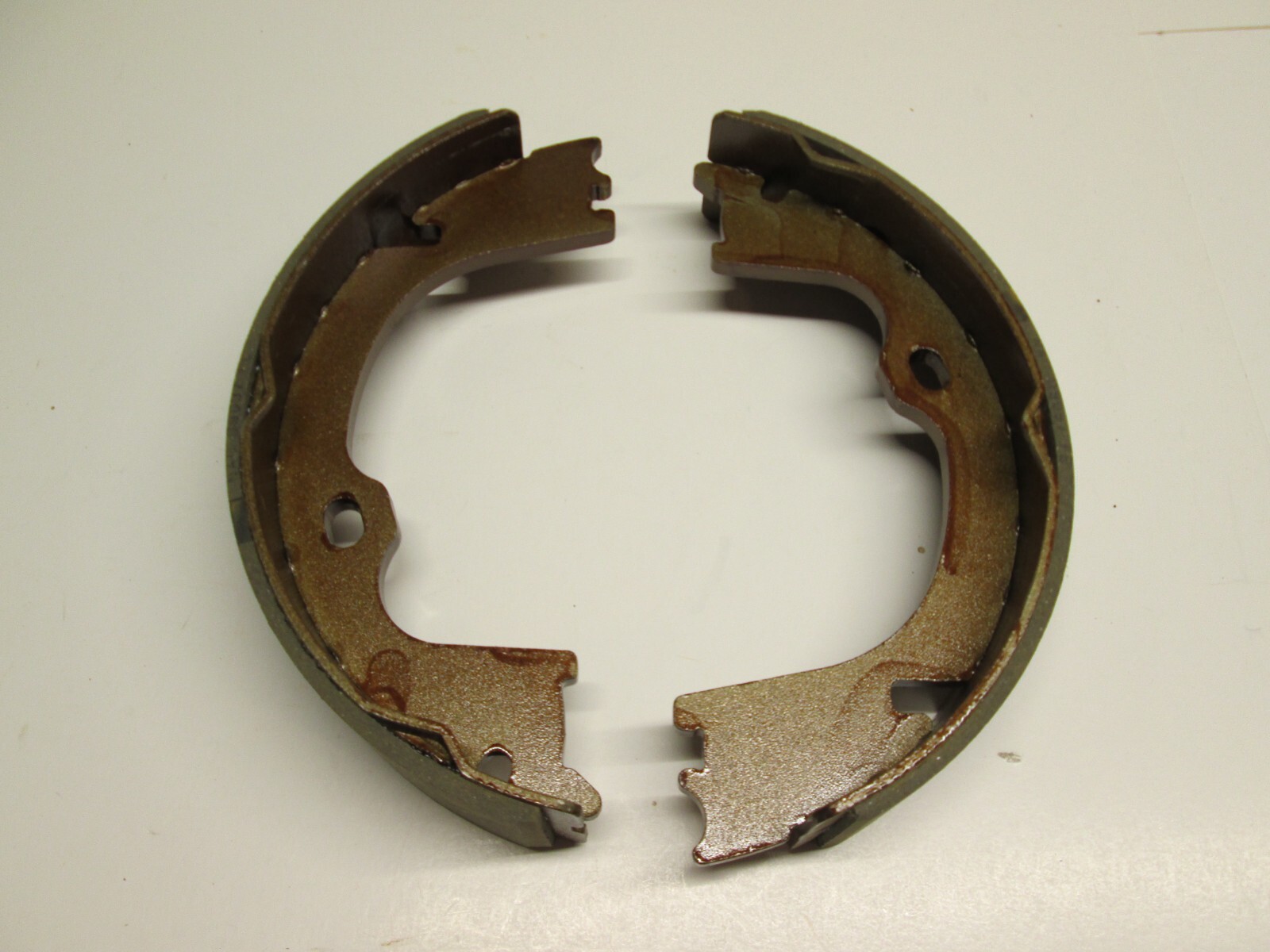 1999-2021 GM Truck Parking Brake Shoes 25904969 T-3 | eBay