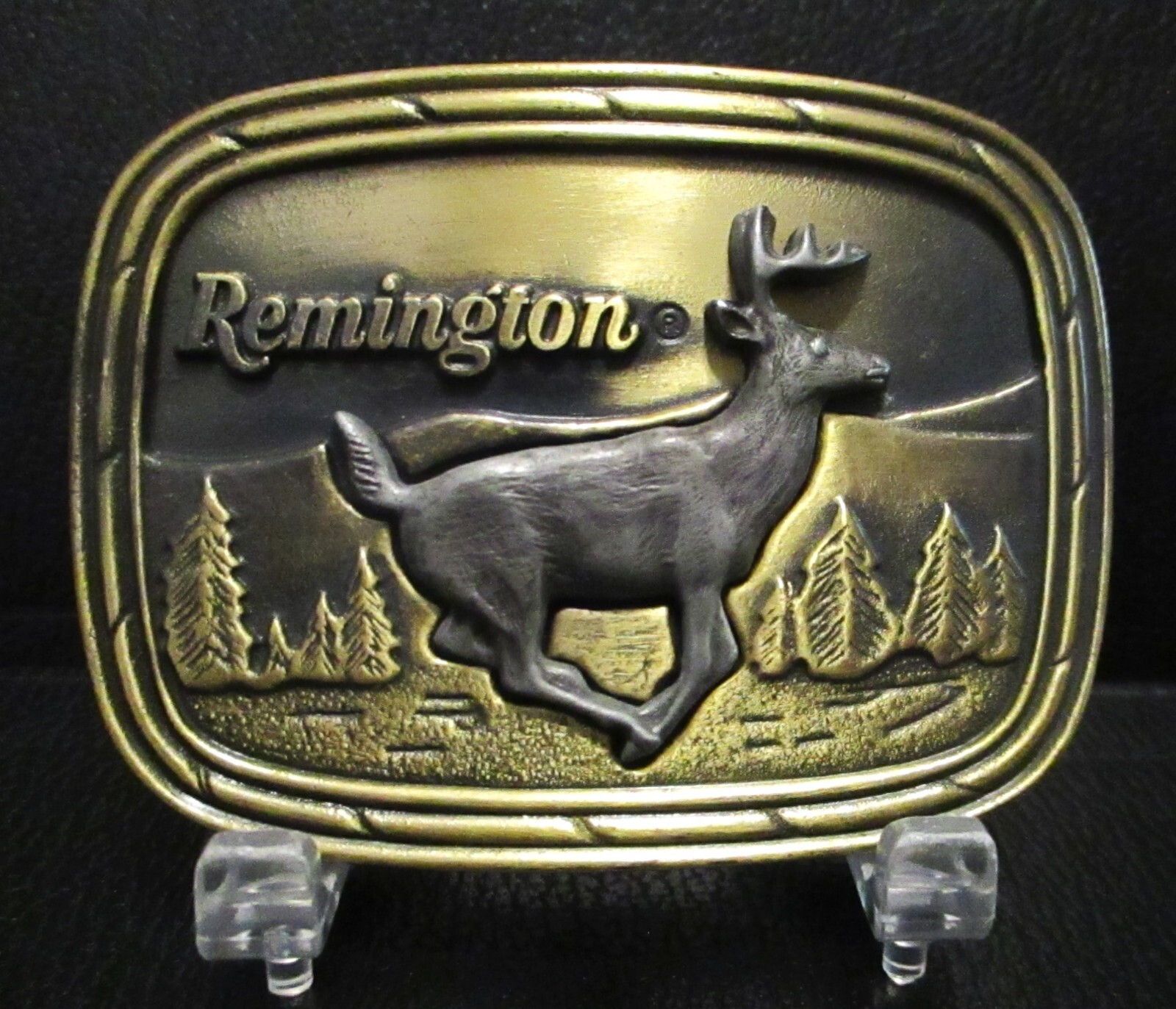 Remington Arms Company White-Tail Buck Deer Belt Buck… - Gem