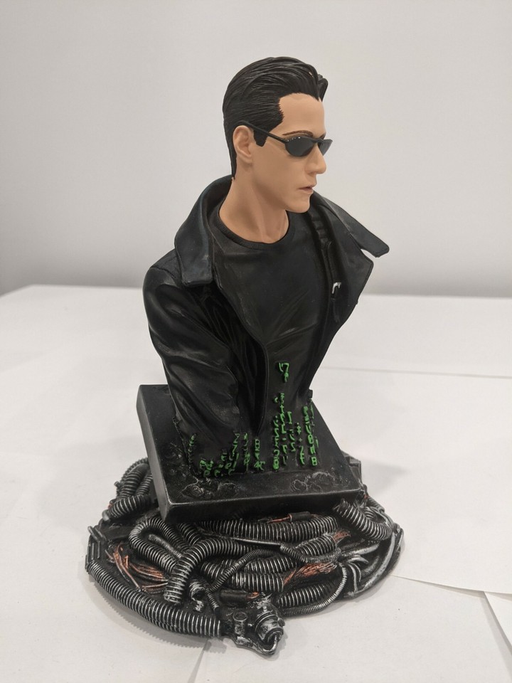 KEANU REEVES The Matrix NEO Figurine Statue Gentle Giant Studios Ltd ...