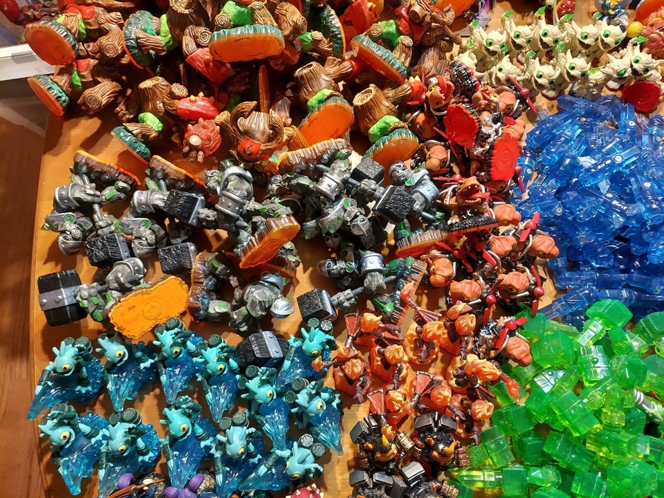Skylanders Trap Team Giants MIXED APPROX. 515 Traps Funny Bone Chopper ...