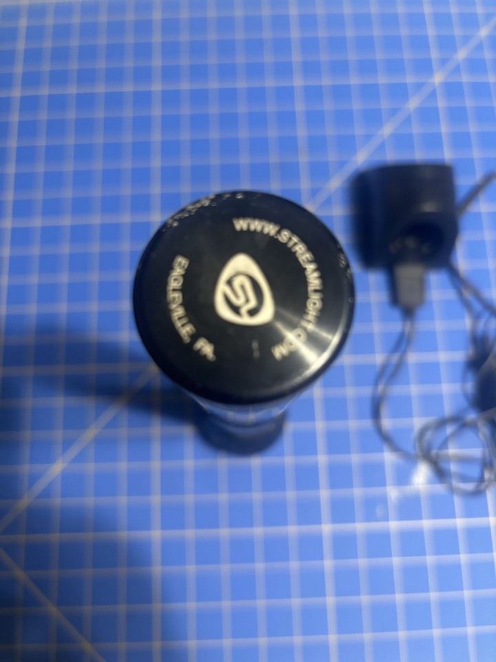 Streamlight SL- 20X-LED Flashlight, 13"-Battery, 12 V Drop-In Charger ...