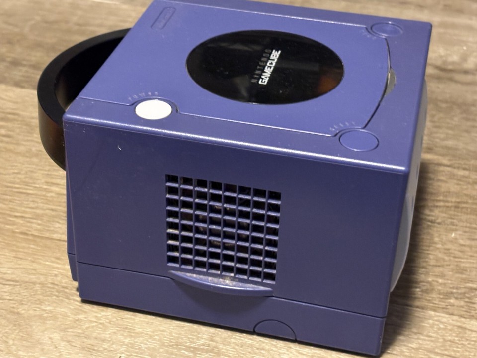 Nintendo GameCube Console Only Indigo Purple System DOL-001 *Doesn't ...