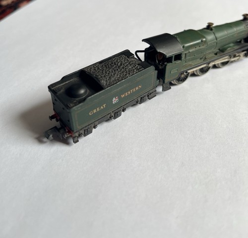 Graham Farish N Gauge 4-6-0 GWR Hall Class Steam Loco 6960 Raveningham ...