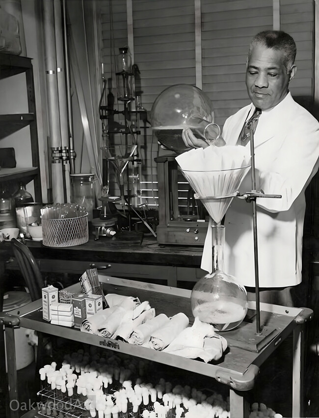1940s Black Laboratory Pharmacist William R. Carter, Vintage Photo ...