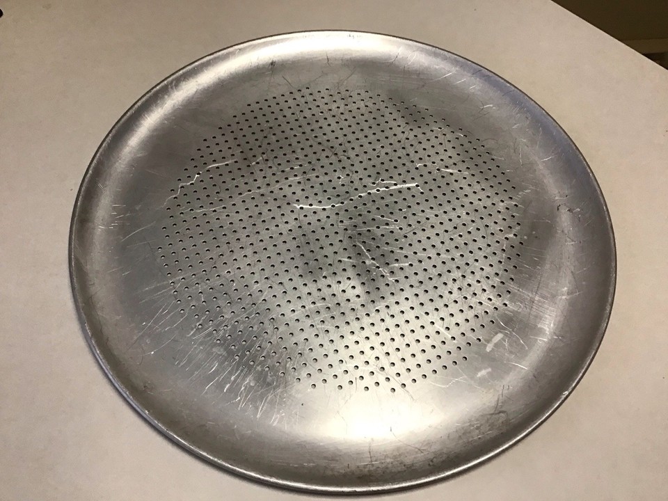 REMA Aluminum Pizza Baking Pan 16” Round Vented Crispy Crust | eBay