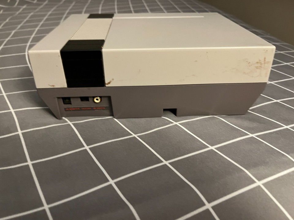 Nintendo Entertainment System NES Console Gray NES-001 - POWERS ON-AS IS- READ 74299062940| eBay
