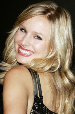 Kristen Bell Portrait candid smiling over shoulder 24x36 inch Poster | eBay