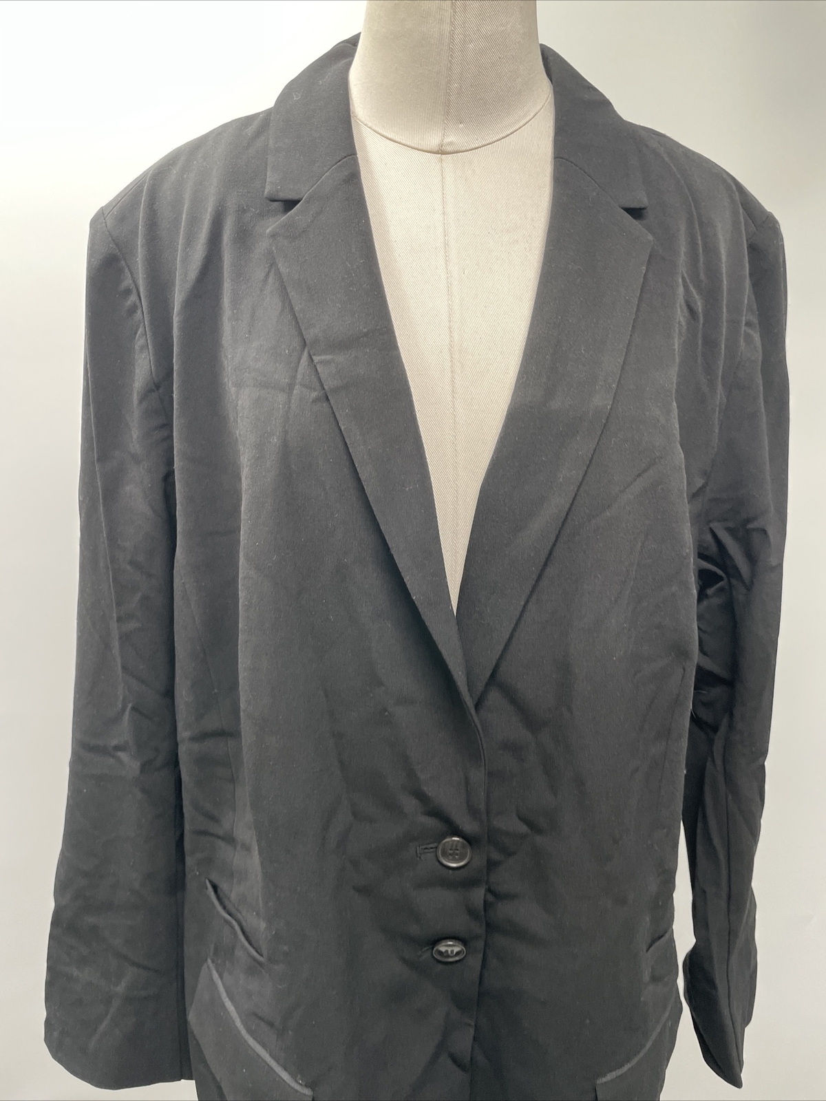 Lane Bryant Women's Ventless Two Button Tailored Stretch Black Blazer ...