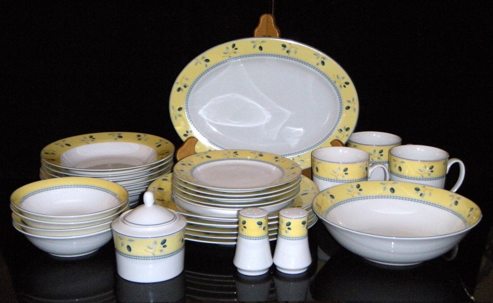 ROYAL DOULTON Blueberry Dinnerware | eBay