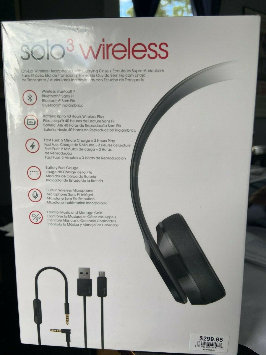 NEW & SEALED in box - Beats Solo3 Wireless Headphones (Black NEW & SEALED in box - Beats Solo3 Wireless Headphones (Black