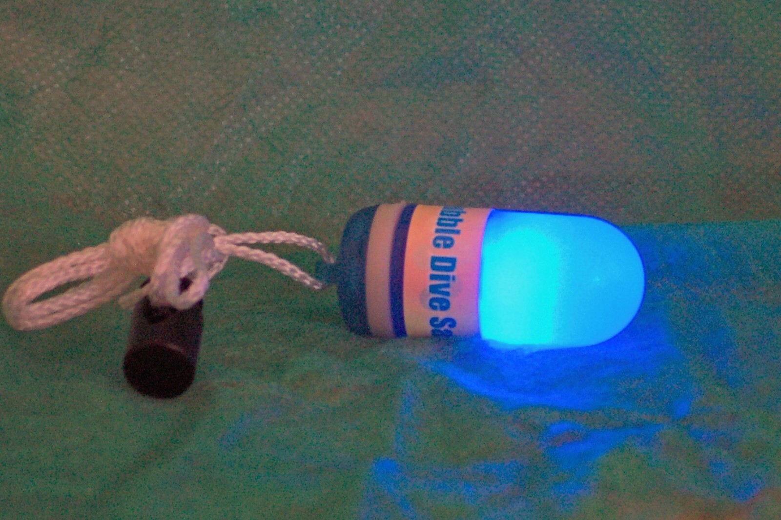 SCUBA strobe green red blue white diving lamp auto on off lamps NATO ...