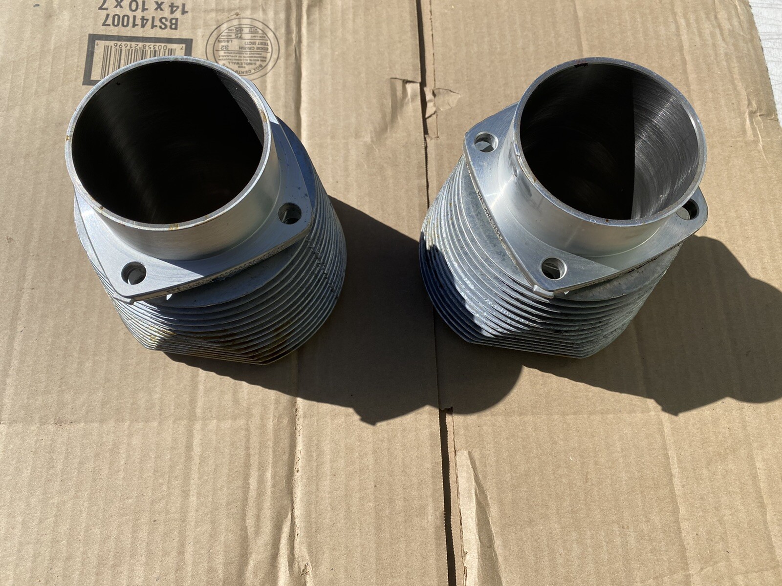 NOS LOT OF 2 M274 2A042 4A084 STANDARD ENGINE CYLINDER 13206E0631 | eBay