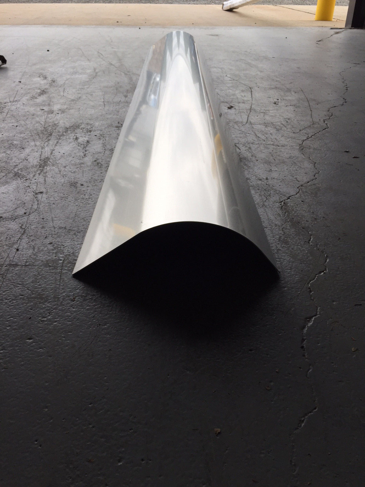 Morgan OEM Corner Radius - 104" High Aluminum - Morgan Olson Corner Cap ...