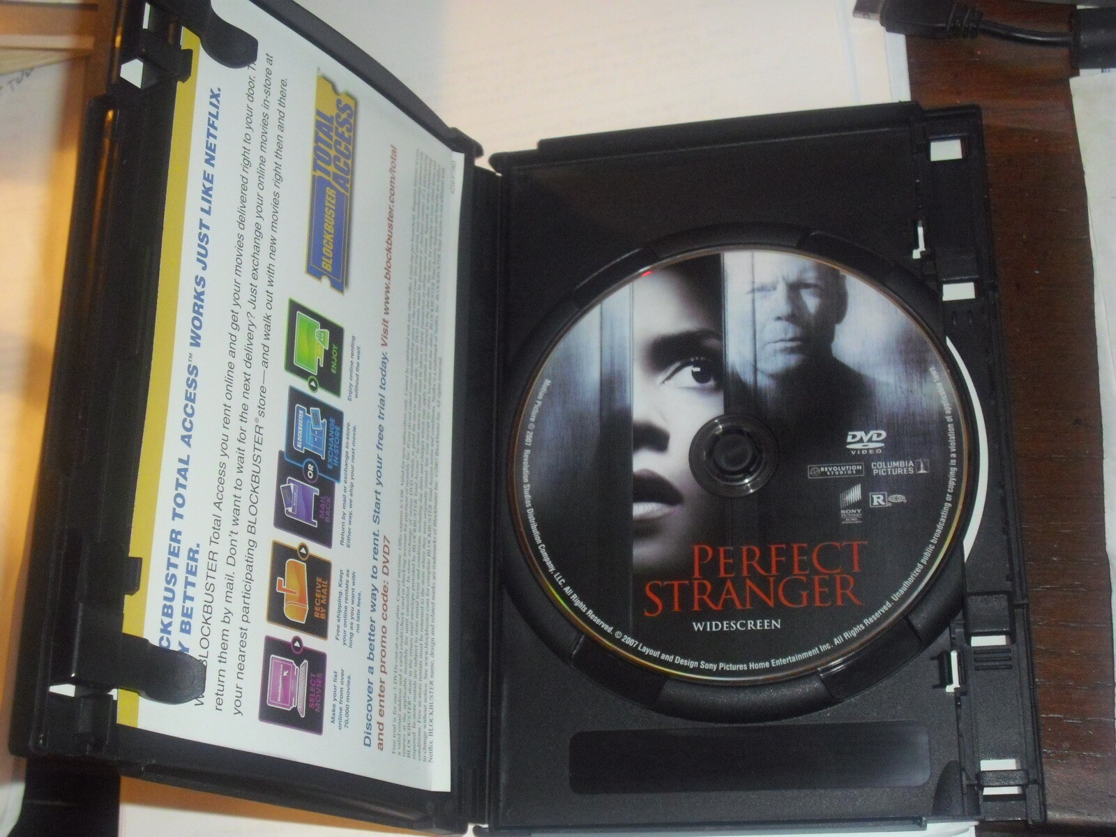 Perfect Stranger (DVD, 2007, Widescreen) Halle Berry, Bruce Willis ...