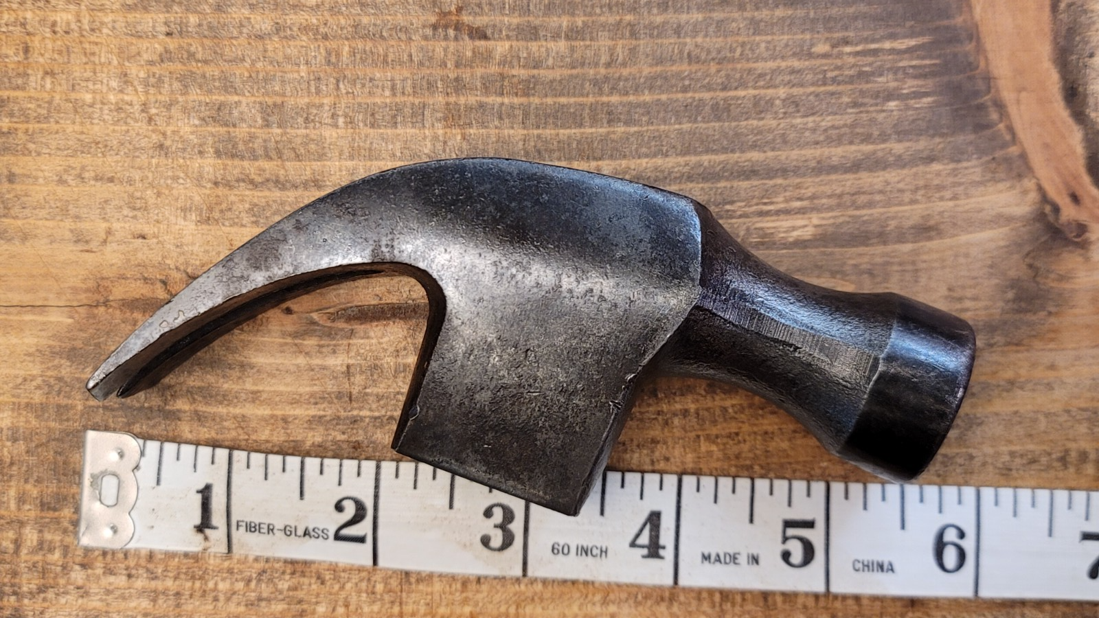 Vintage Stanley Curved Claw Hammer w/ Nail Holding Slot Round Neck ...
