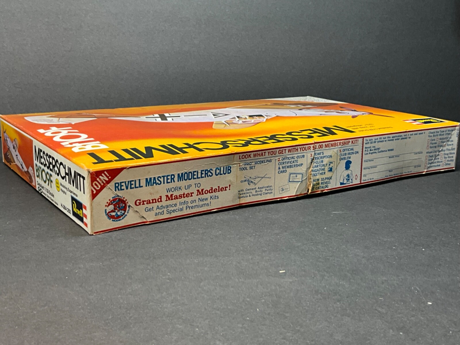 Revell 1:32 WWII Messerschmitt Bf109F Vintage Model Airplane Kit H-284 ...