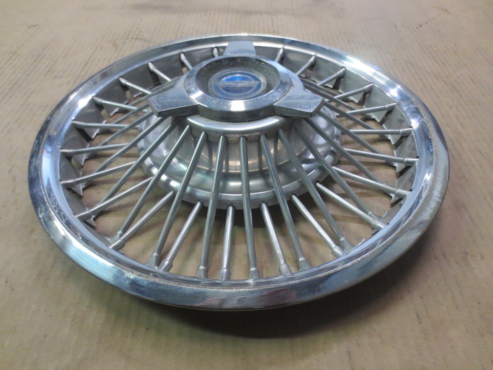 65 66 67 Ford Mustang Fairlane Hubcap Rim Wheel Cover Hub Cap 14" WIRE ...