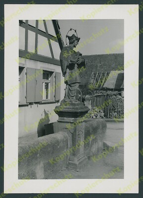 Wehrkirche St. Xystus Statue St. Nepomuk Fachwerkhaus Erlangen ...