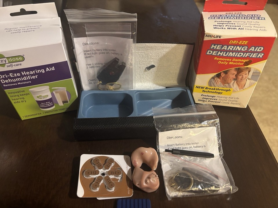 Starkey Hearing Aids W-Case And Accs. Starkey Charger included | eBay