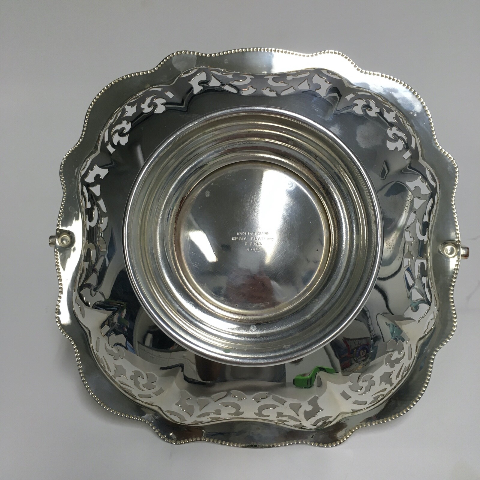Vintage SILVER PLATED BASKET w/handle made ENGLAND REGIS plate E.P.N.S ...