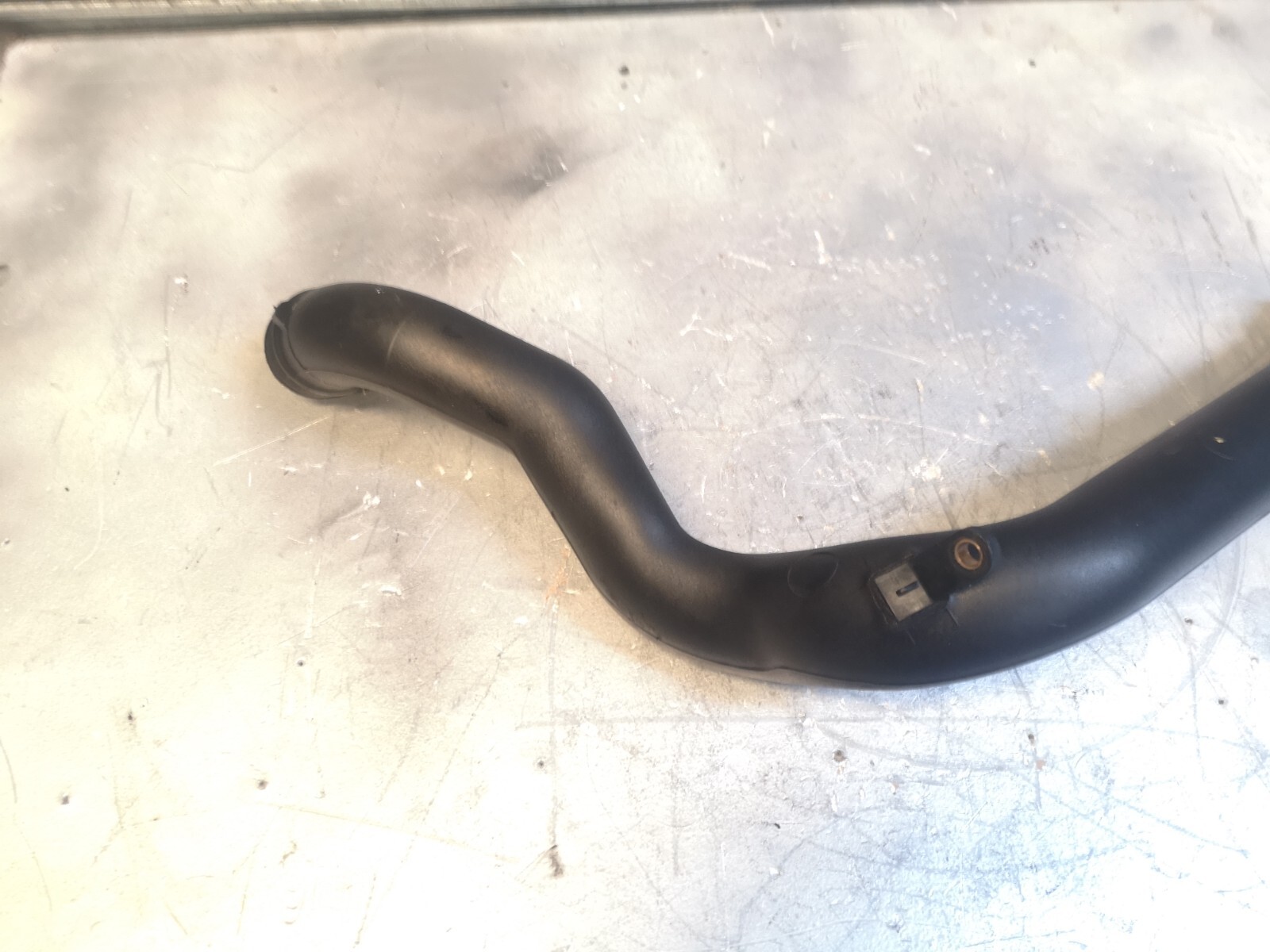 VOLVO XC90 S60 2.4D INTERCOOLER HOSE PIPE 30794888 | eBay