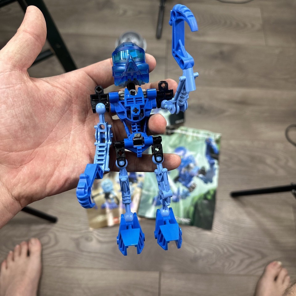 Lego Bionicle Toa Mata Gali (8533) Complete W/ Canister & Posters ...