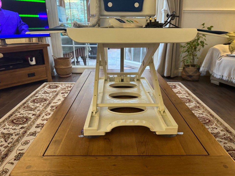 CareCo Elixir Reclining Bath Lift Excellent Condition, minimal use ...