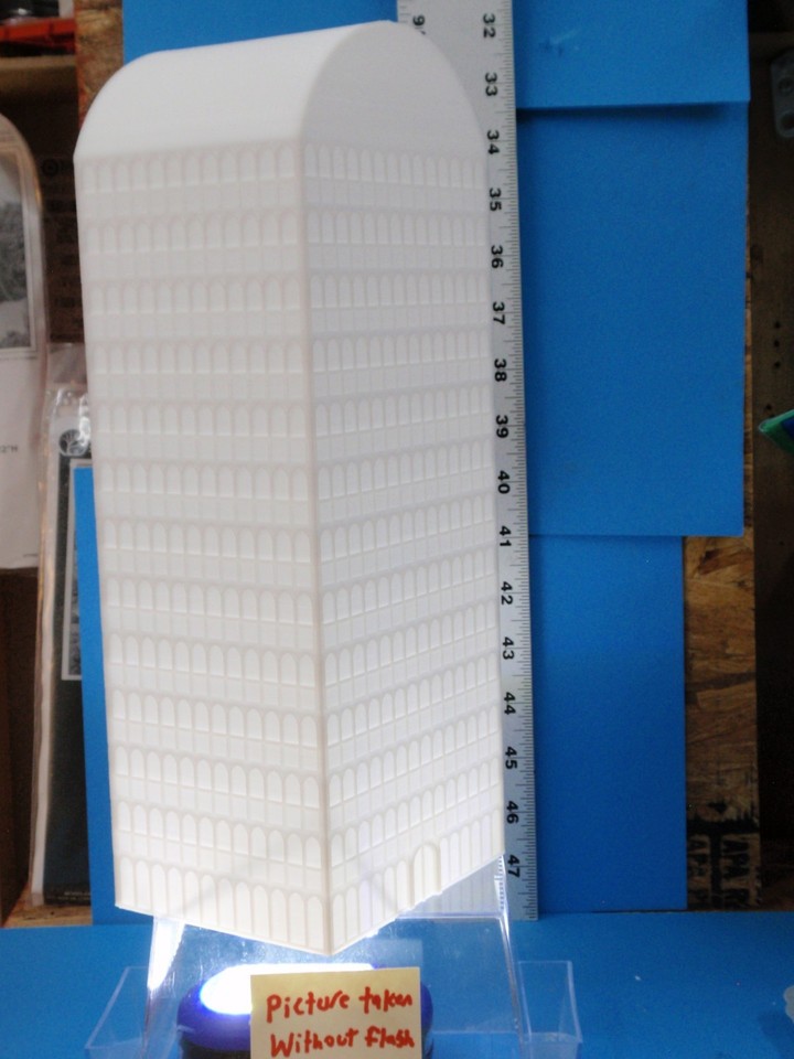 N SCALE SKYSCRAPER HIGH RISE OFFICE BUILDING WHITE (can do custom color ...