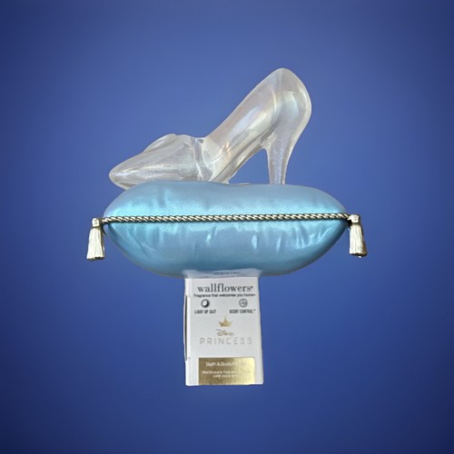 Bath and Body Works Disney Cinderella Glass Slipper Light Up Wallflower ...
