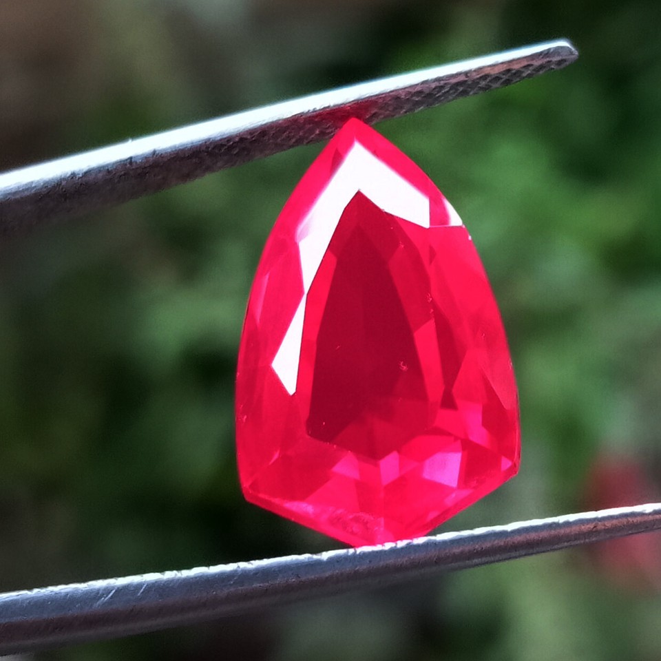 Natural Fancy Shaped Blood Pigeon Red Ruby 7-8 Ct Certified Loose ...