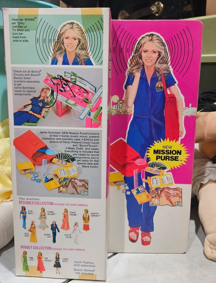 VINTAGE 1977 BIONIC WOMAN DOLL,featuring JAIME SOMMERS in its original ...