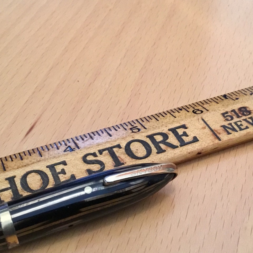 Vintage Sheaffer Skyboy - Fountain Pen Black & Gold Beautiful! | eBay