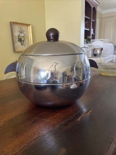 Vintage West Bend PENGUIN Ice Bucket w/Lid Hot Cold Server Bakelite ...